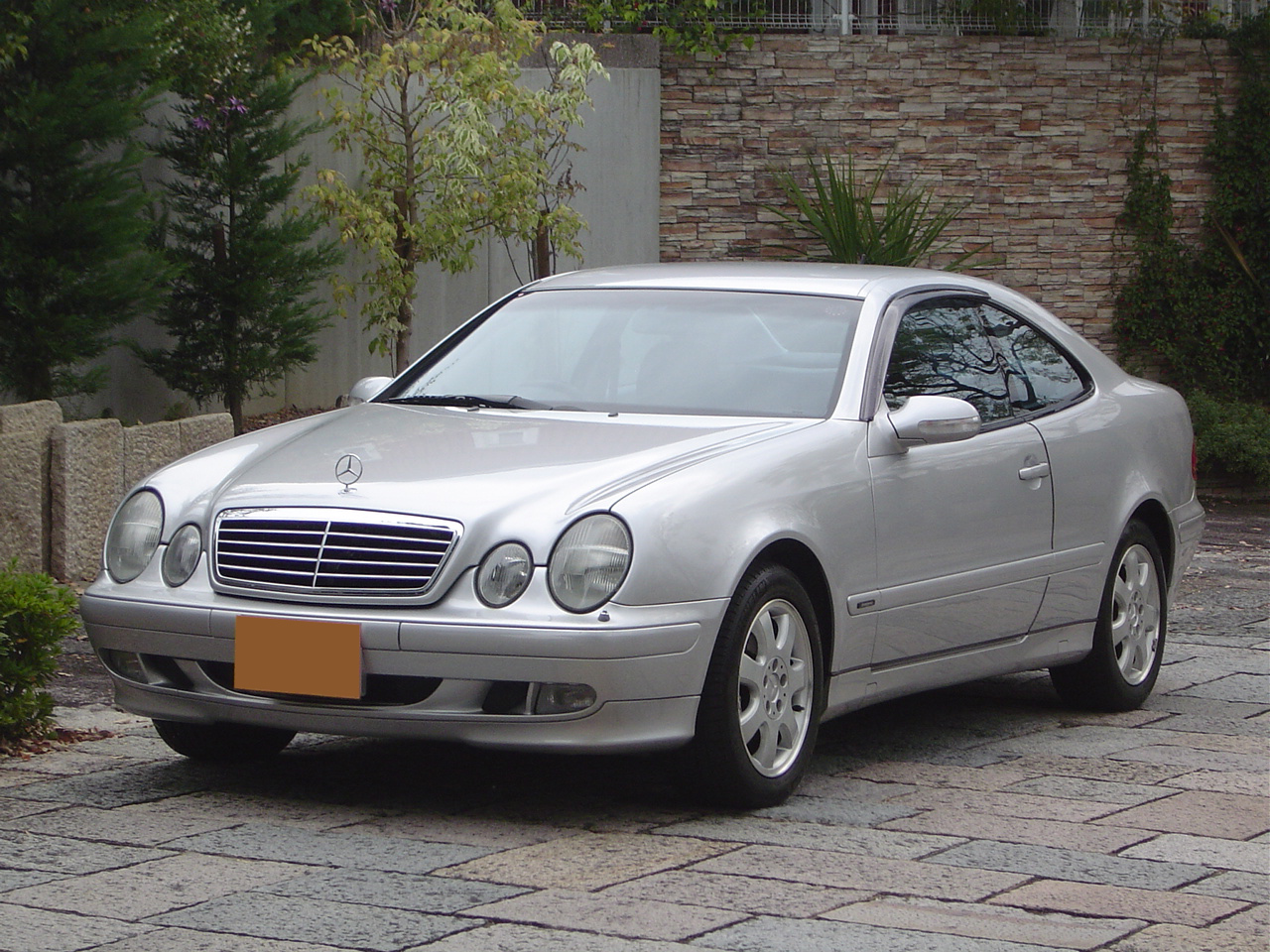 Mercedes-Benz CLK 200 アバンギャルド KOMPRESSOR